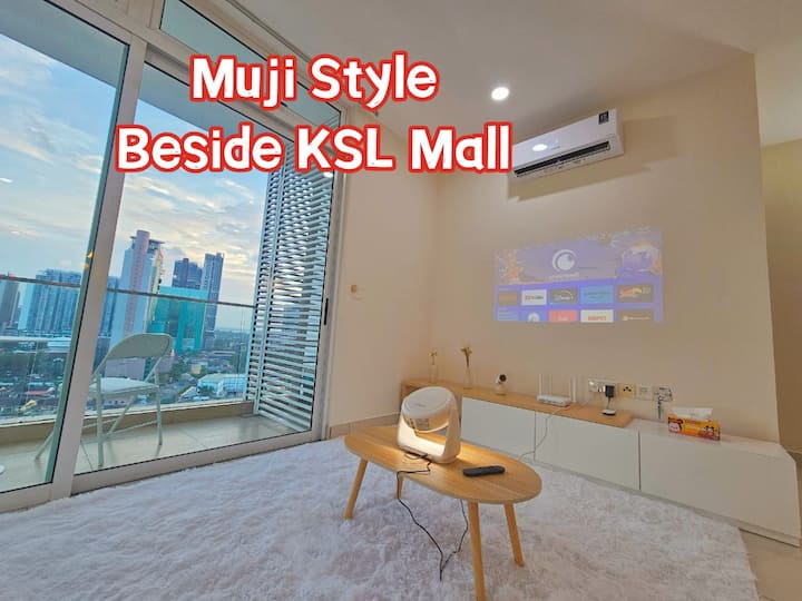 Yuji Cozy | Ksl Mall | Bathtub | Pool | Near Ciq - Johor Bahru