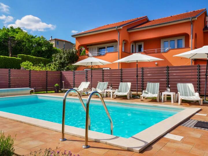 Adrian 3 Bedroom Apartment With Swimming Pool - Rijeka
