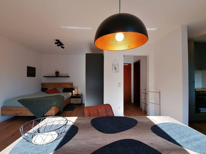 Moderne 1.5-zimmer-wohnung – Top Lage & Ruhig - Böblingen