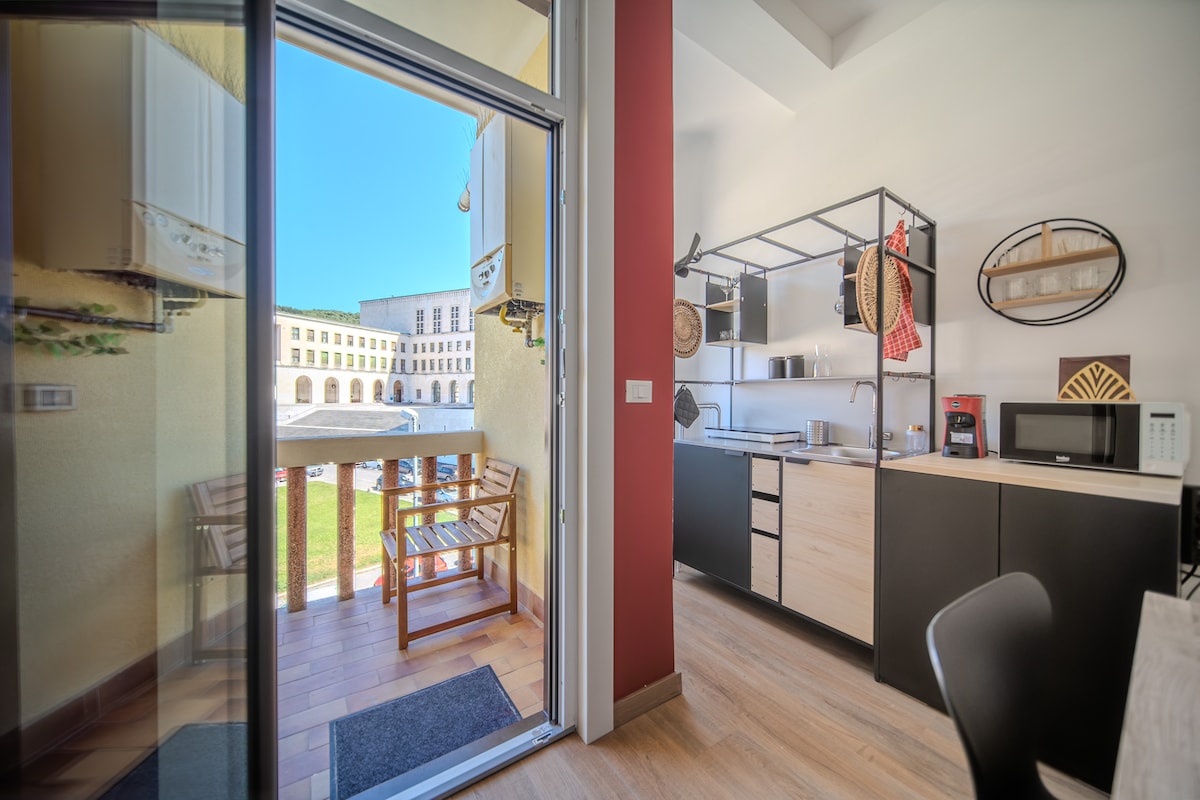 Ambiances cosy - Campus - Appartements à louer à Trieste, Frioul ...