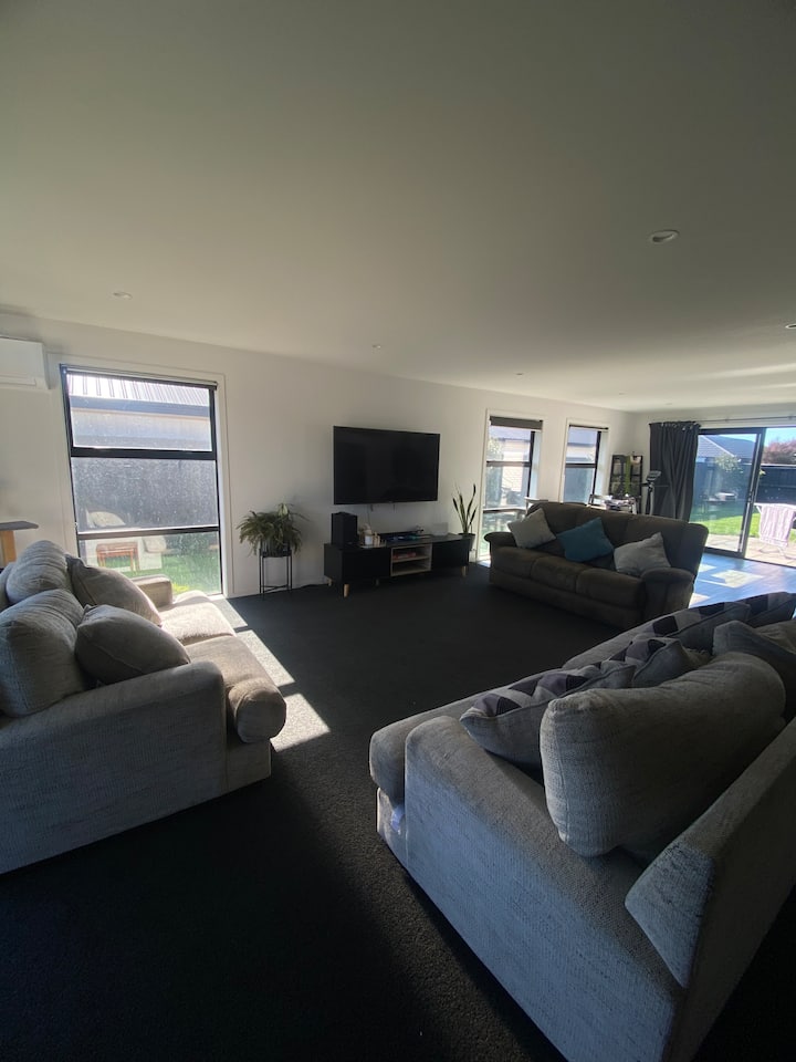 Wine Dine & Unwind Blenheim Near Vineyards - Blenheim