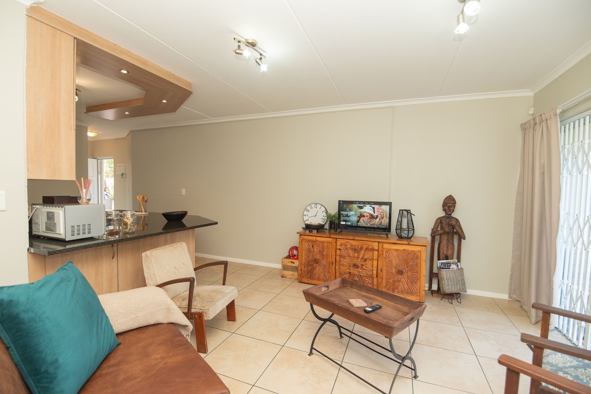The Edge Valley Retreat - Apartments for Rent in Port Elizabeth ...