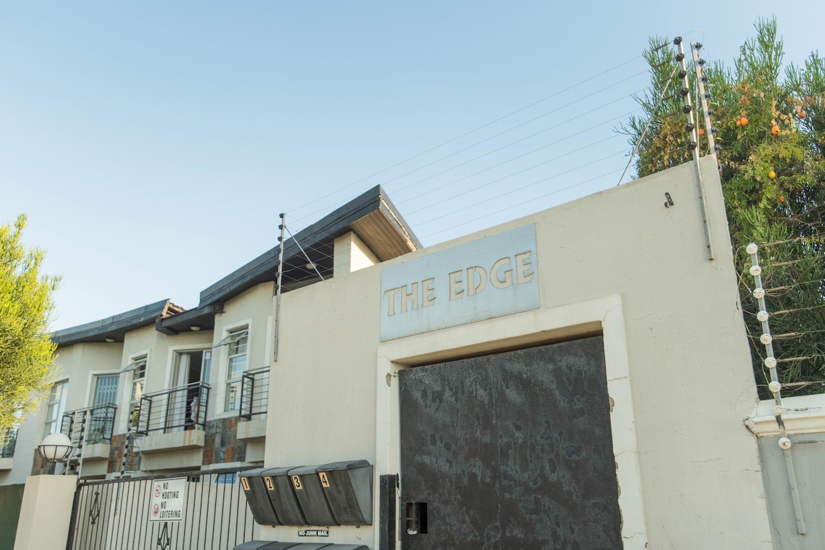 The Edge Valley Retreat - Apartments for Rent in Port Elizabeth ...