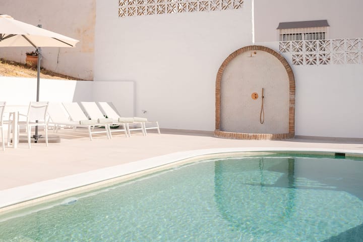 Luxury Villa With Private Pool Near The Beach. - Benalmádena