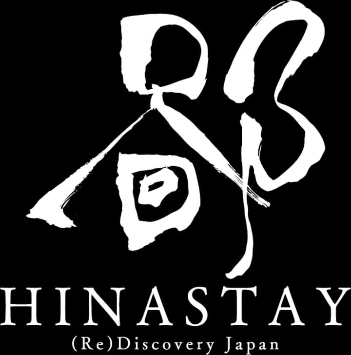 目の前には綺麗な海が輝きローカルな港町を楽しめる！日本の良さを再発見できて和を感じる3階建て貸切施設 - 備前市