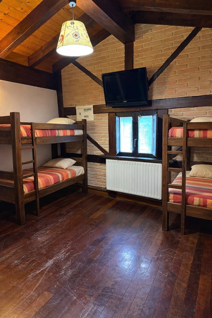 Habitación Cuádruple Con Vitas (Literas) - Eibar