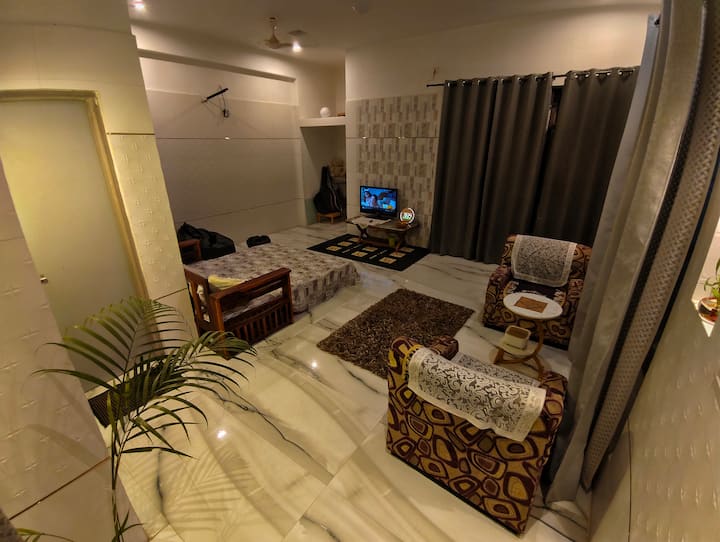 New, Cozy Spacious Room With Roof & Party Area. - Ajmer