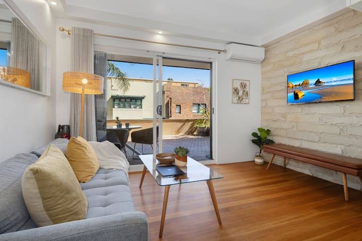 Bondi Beach Escape | 2-min Walk | Work Friendly - Bondi Beach