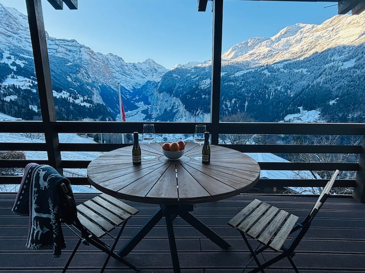 Heidi’s Mountain Escape - Lauterbrunnen