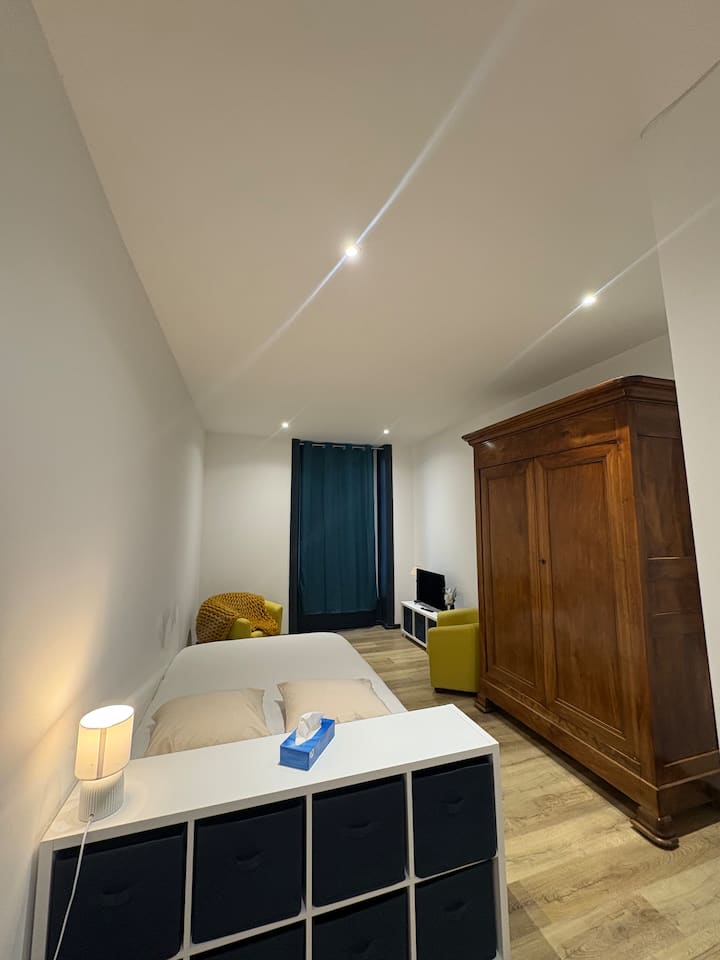 Le Costellois - Ibis Roanne Le Coteau Hotel Restaurant