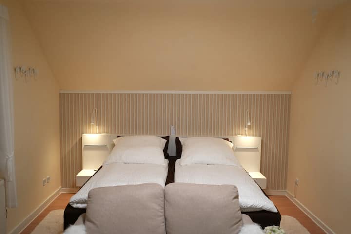 Ruhige, Gemütliche Ferienwohnung Auf Dem Land - Deutschland