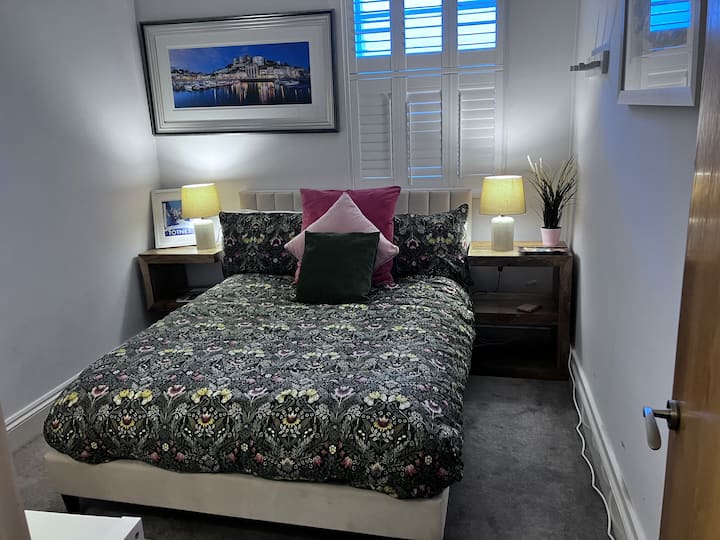 Be My Guest - Torquay