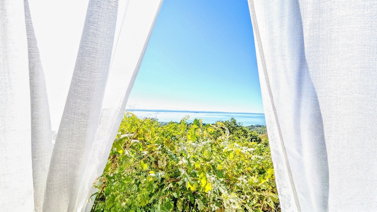 Villa with Lake View Ground Floor - Jacuzzi - Volleyball Court - Houses ...