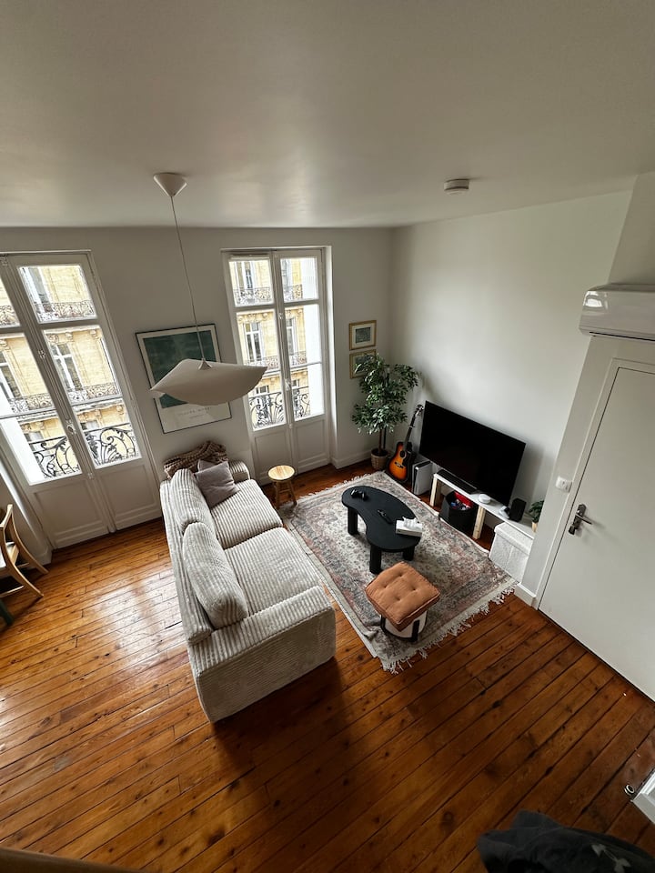 Duplex Hyper Centre Agen •300€ Semaine •855€ Mois - Agen