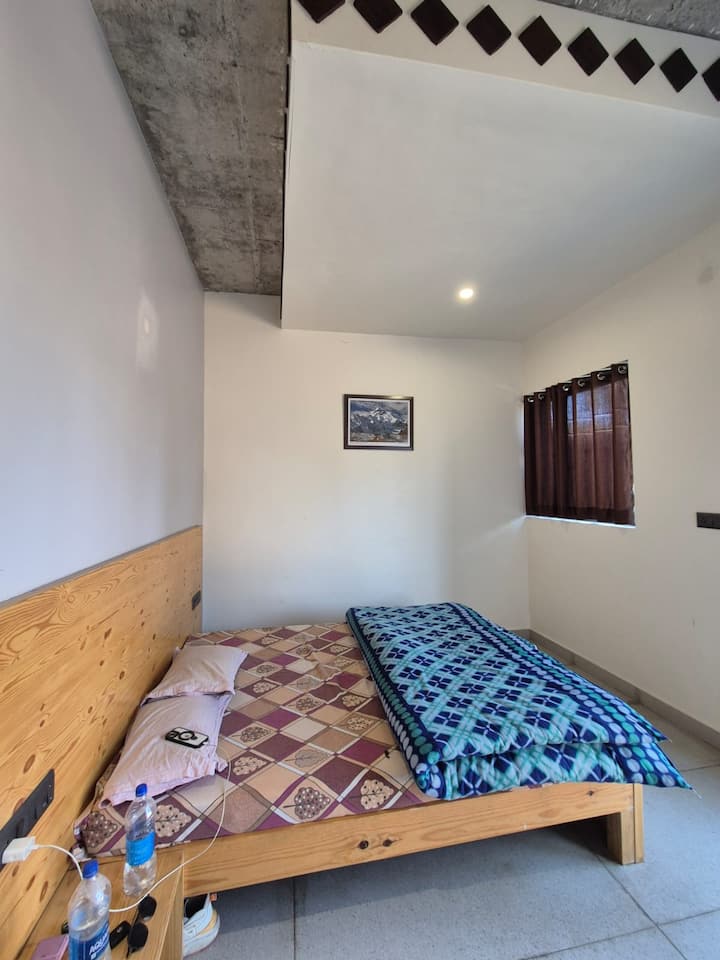 Standard Bedroom Forest Facing. - Ranikhet