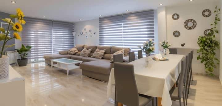 El Rincón Azul
Tu Oasis Con Jacuzzi Y Piscina - Villarejo de Salvanés