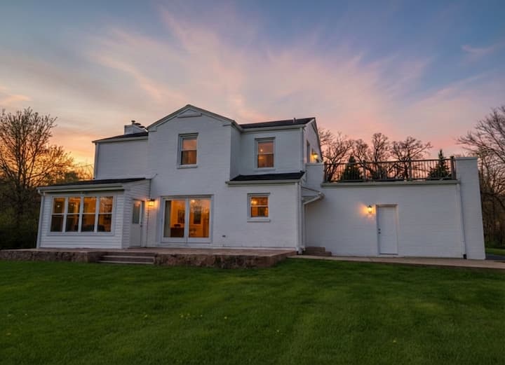 Thecreekhouse: 5br Sanctuary W/ Sunroom & Games - Rockford