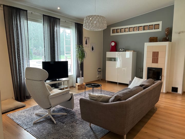 Omakotitalo Hyvien Kulkuyhteyksien Varrella - Riihimäki