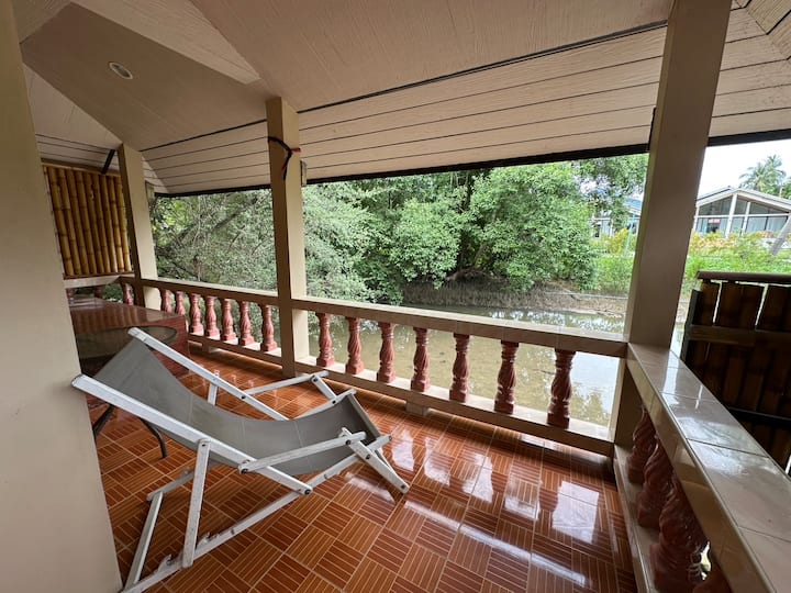 Baan Yaii By Nice Sea Resort - パンガン島