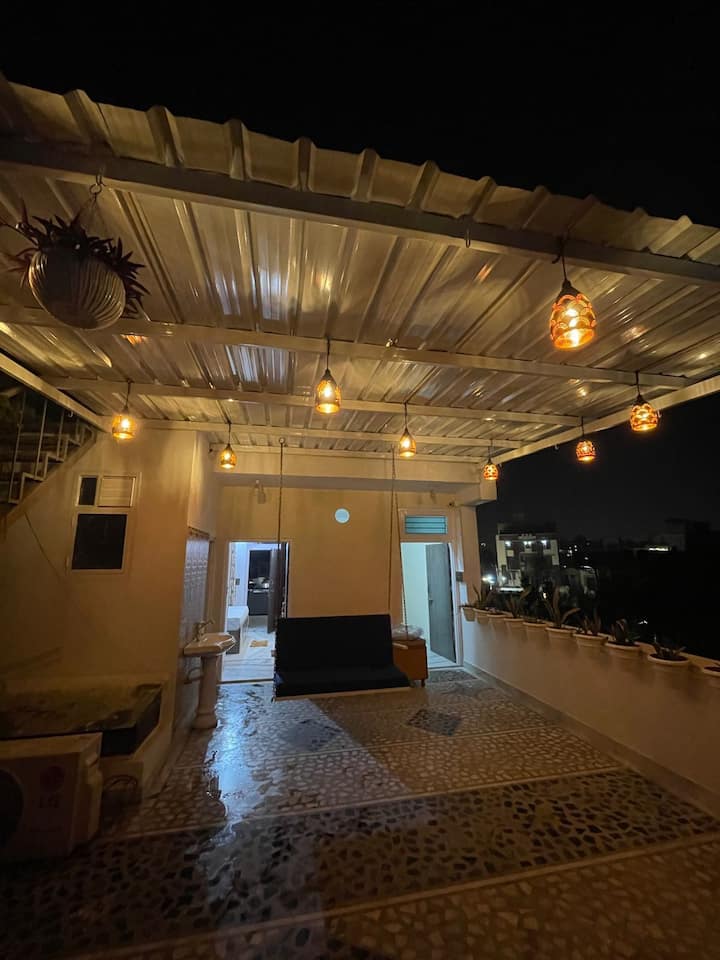 Preet Stay - Modern Cozy Home With Terrace - Jaipur