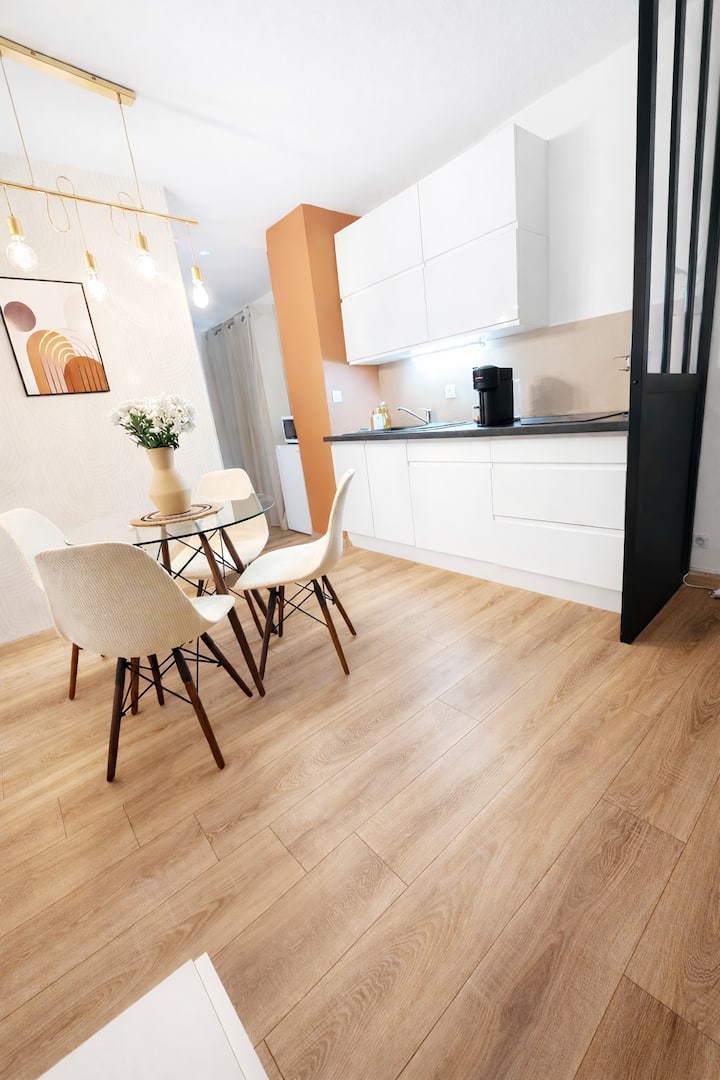 Appart Cosy Climatisé – Marina Baie Des Anges - Plage de la Batterie