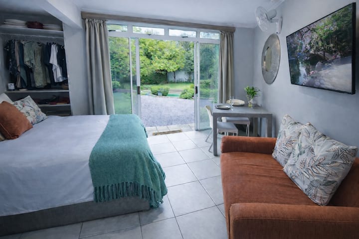 The Clinton - Cozy Studio Escape Close To Sandton - Randburg