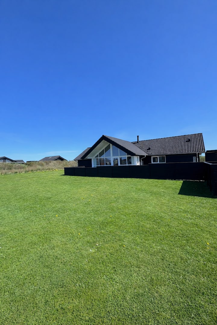 Family-friendly House At Beautiful Coastline - Dinamarca