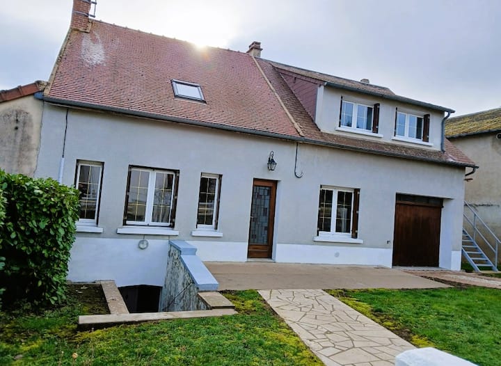 Maison Meublée Escale Nature Du Canal Du Nivernais - Nièvre