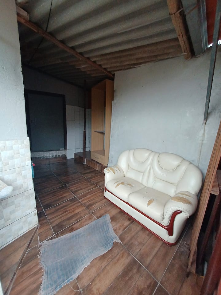 Quartinho Externo - Itabirito