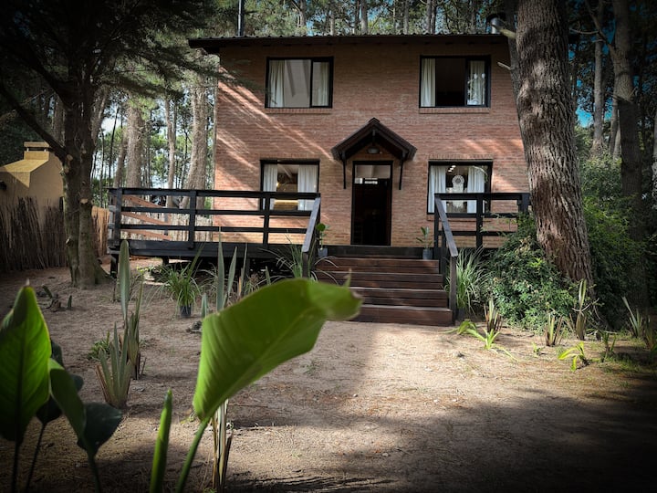 El Cubil By Altue. Casa Con Encanto Y Amenities - Villa Gesell