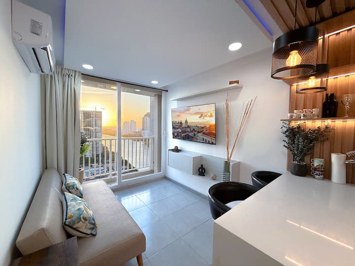 Modern Apt Near Beach/fast-wifi/pool/a.c - Cartagena