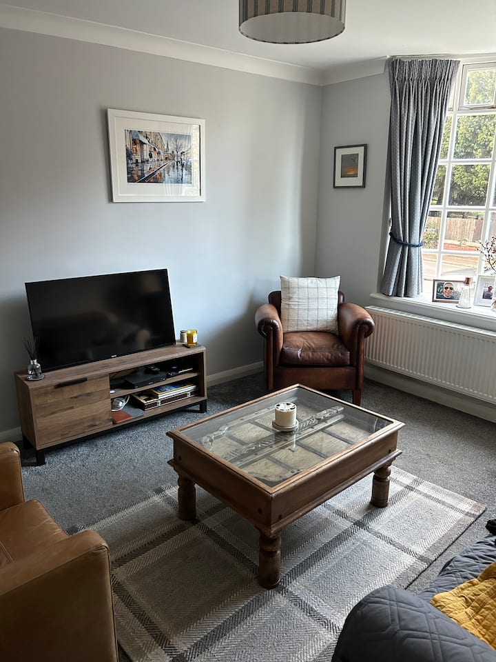 2 Bedroom House Near Montpellier - Cheltenham