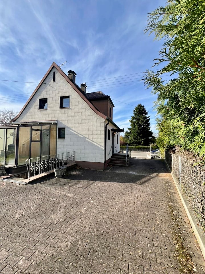 Möbliertes Monteurhaus Augsburg | Bis 8 Pers. - 아우크스부르크