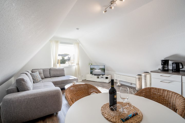 Cosy Holiday Flat – 300 M From The Beach - Sierksdorf