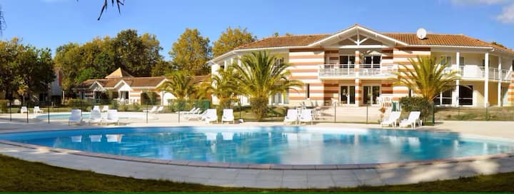 Charmante Villa Avec Piscine A Proximité De La Mer - Soulac-sur-Mer