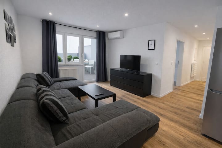 Für Gruppen & Familien Bis 8 Pers • Parkplatz - Mainz