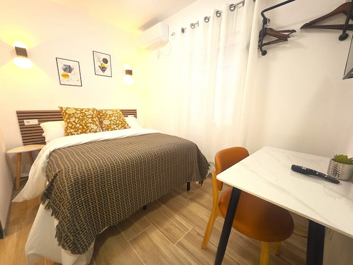 110 Nuevo Casa Luna Rooms En Villaverde. - Getafe