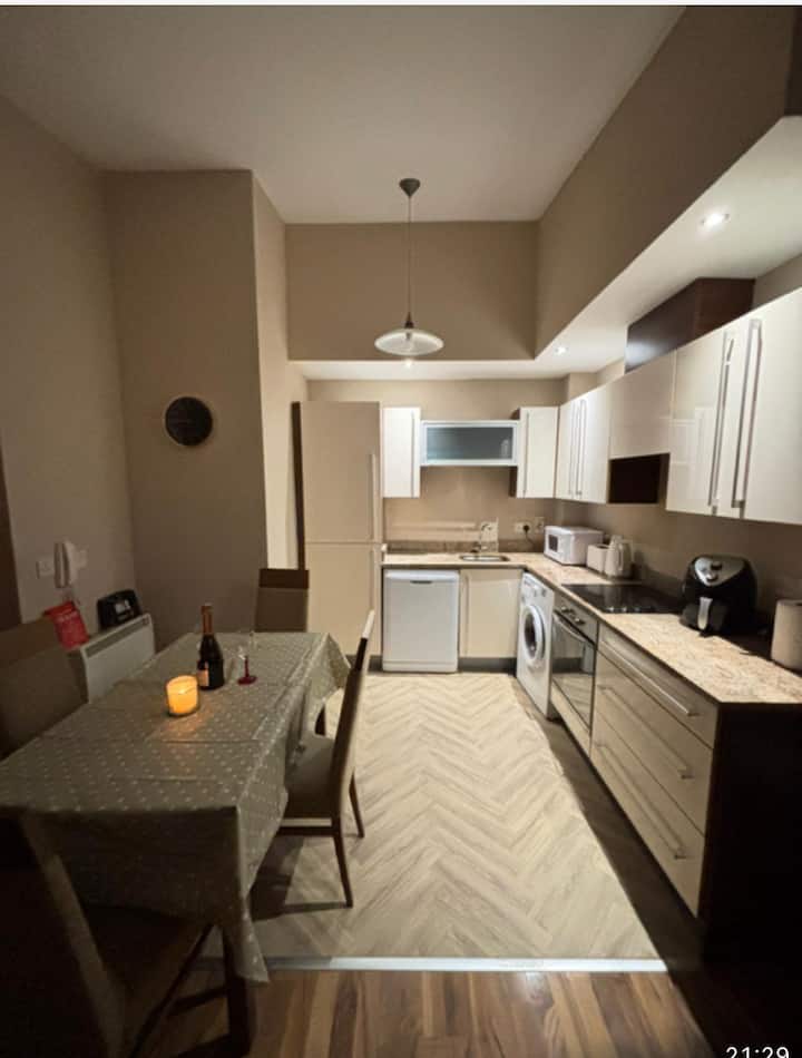 Affordable And Very Comfortable Entire Apartment - Maynooth