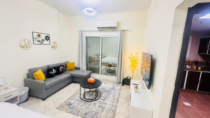 Solo Beautiful Studio Apartment - Ajman