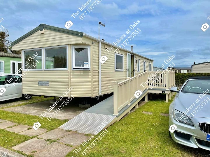 Spacious Caravan With Ramped Decking By The Beach - Porthcawl