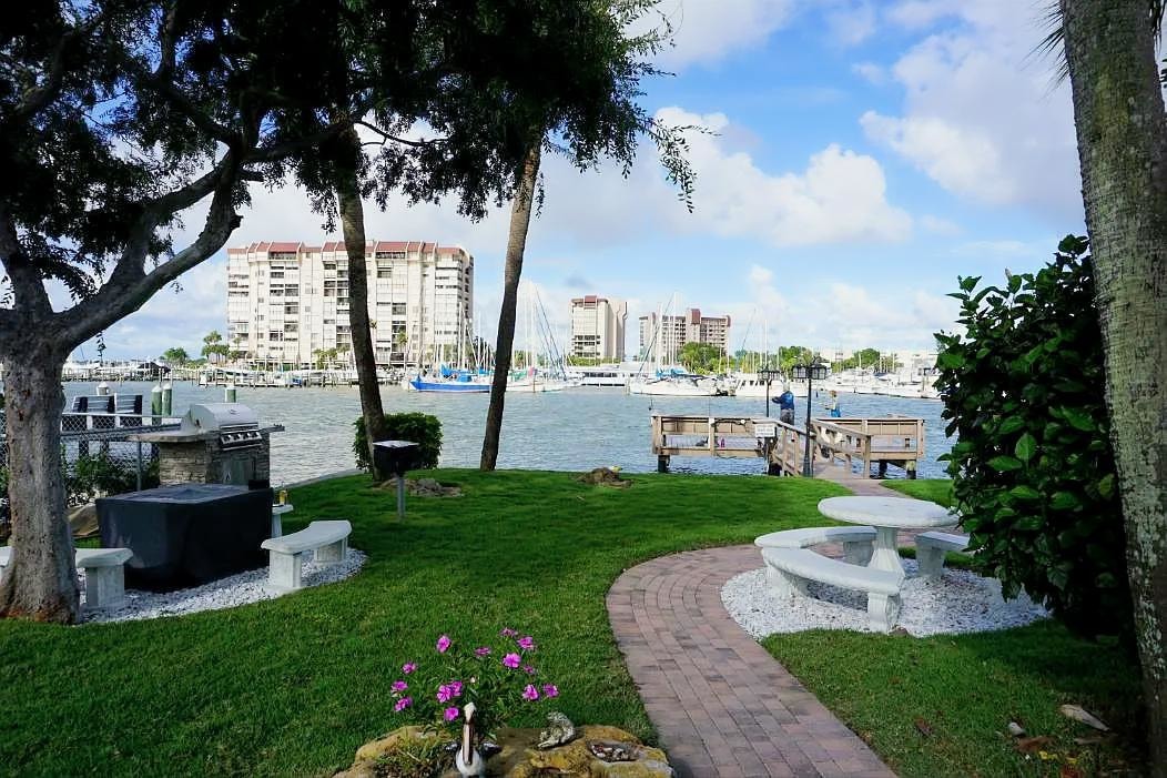 Beach Escape-Ocean steps away & Bay in Backyard - Apartments for Rent ...