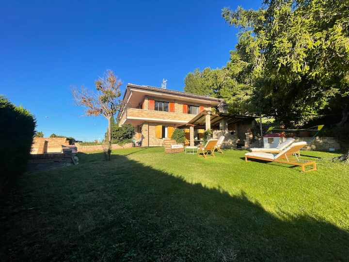 Breathtaking View Villa · 5 Suites, Nature & Relax - Pescara