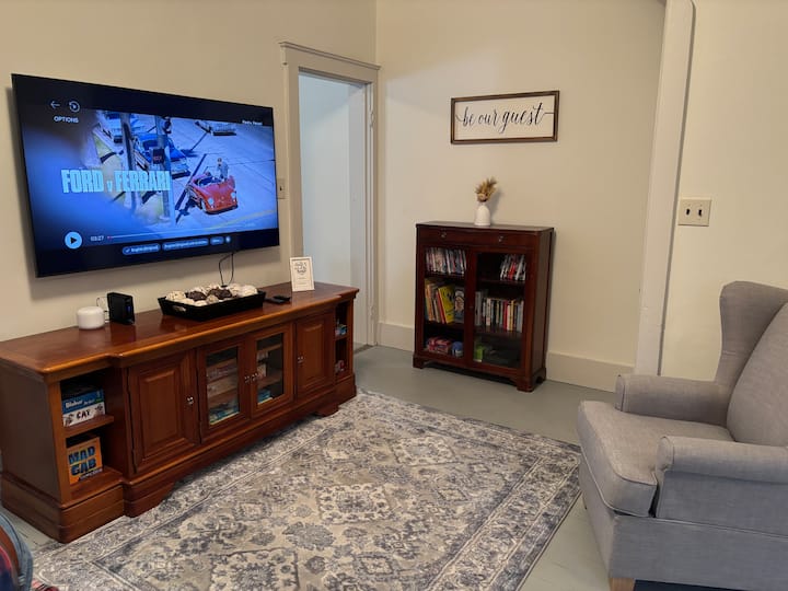 Sunflower Station - ルイスバーグ, PA