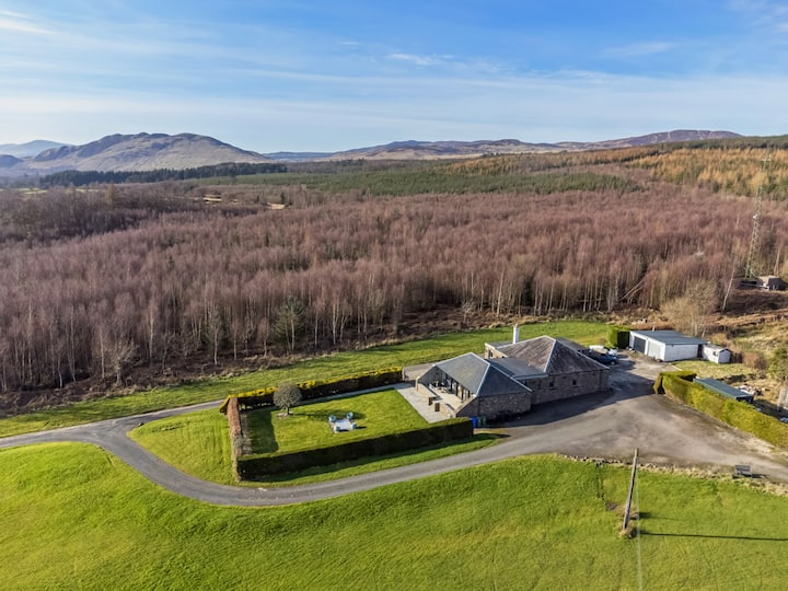 Stylish Loch Lomond Cottage With Stunning Views - Loch Lomond