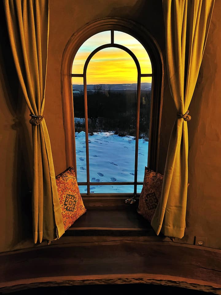 Artisan Earth Haven With Sunset Vistas - Watkins Glen State Park, Watkins Glen