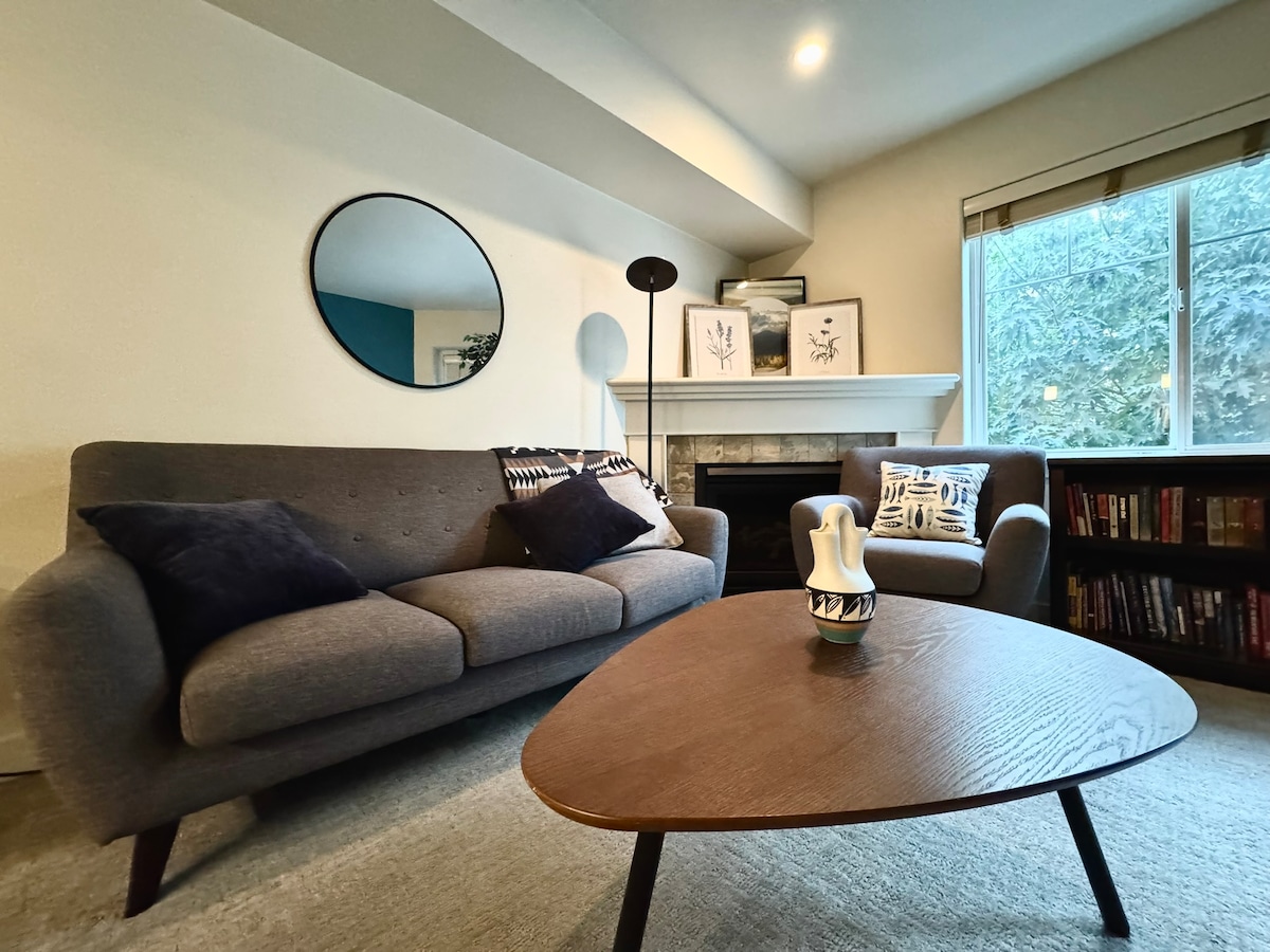 Moderno condominio Ballard de 1 dormitorio con electrodomésticos nuevos ...