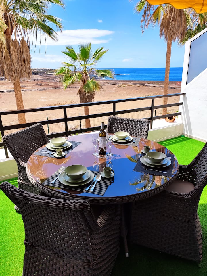 Ocean & Pool Views Turquoise Apt, Puerto Santiago - Guía de Isora