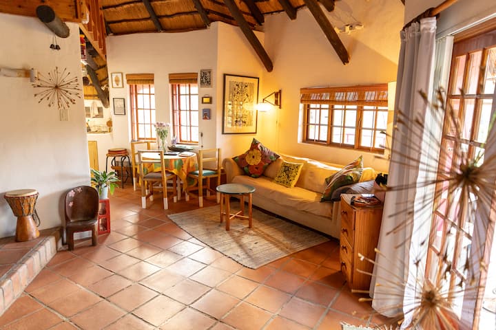 Mbewu: Unique Cottage Retreat On The Sibebe Rocks - Swaziland/ Eswatini