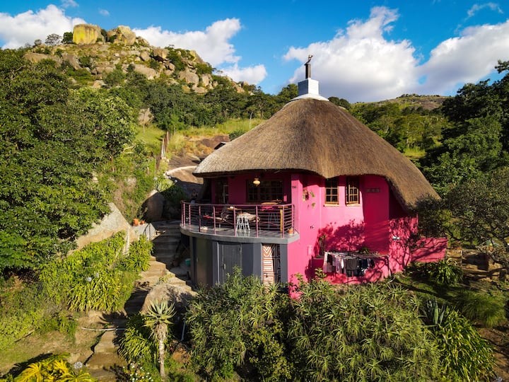 Mbewu: Unique Cottage Retreat On The Sibebe Rocks - Swaziland/ Eswatini