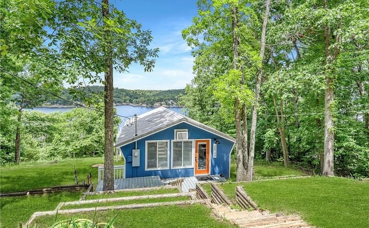 Little Blue Bungalow - Gravois Mills, MO